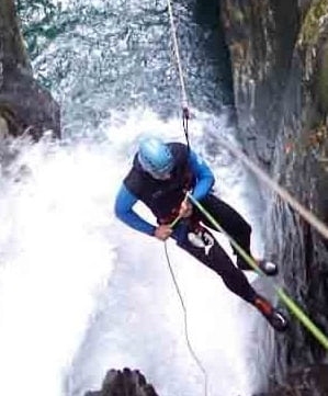Canyon de Marc : canyoning en Ariège dès 10 ans avec guide